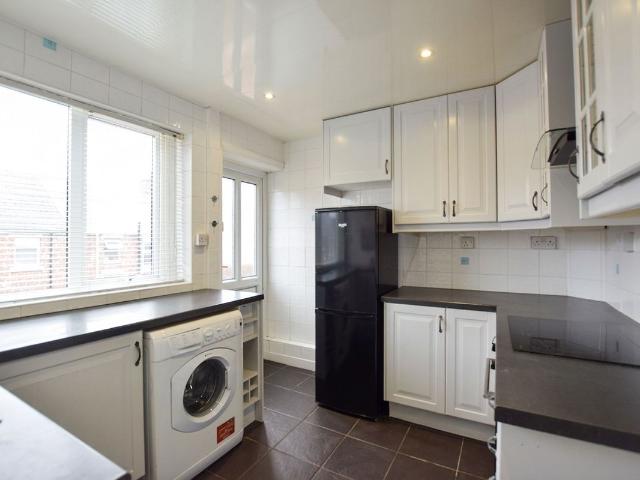 Parsons Gardens, Gateshead NE11, 3 bed flat to rent, £795 pcm | PrimeLocation