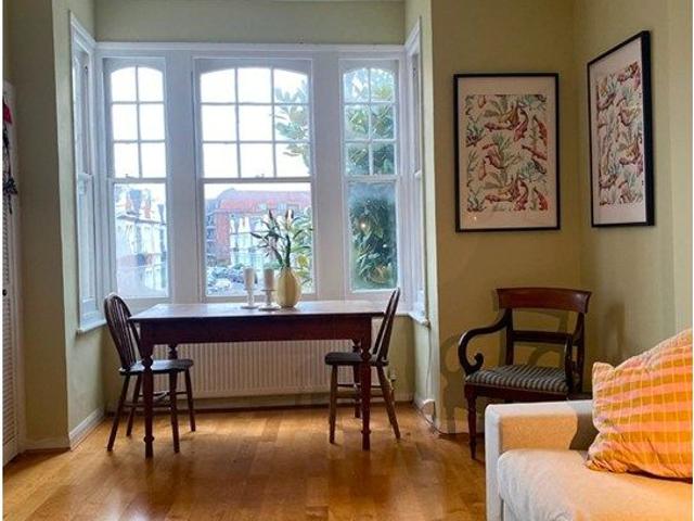 Parsons Green Lane, London SW6, 1 bed flat to rent, £2,500 pcm | PrimeLocation