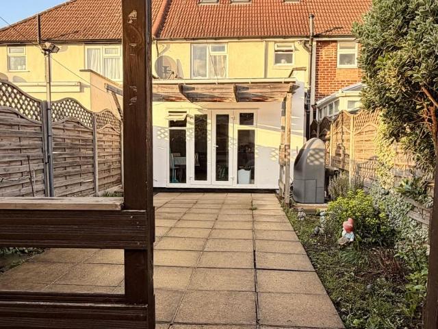 Parsloes Avenue, Dagenham RM9, 4 bed terraced house to rent, £2,600 pcm | PrimeLocation