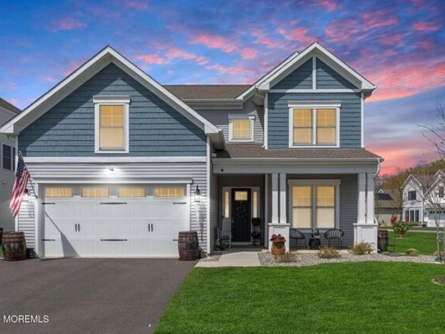 Pasture Dr, Farmingdale, Home For Sale