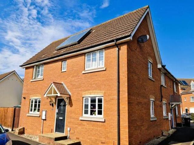 Pastures Avenue, St Georges, 3 Bedroom End