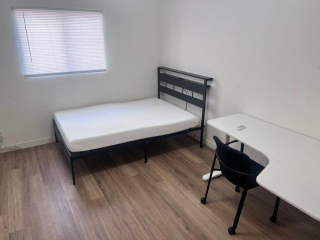 Pasadena House Share Room with Private Bathroom