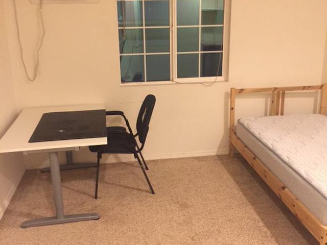 Pasadena Private Room with PRIVATE Bathroom