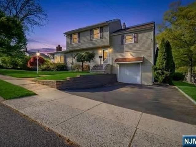 Pascack Ave, Emerson, Home For Sale