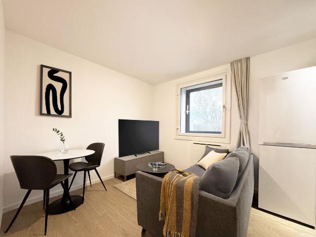 Pasha, Wellington Road North SK4, 1 bed flat to rent, £1,075 pcm | PrimeLocation