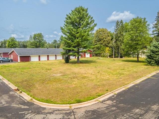Pasha Ave, Mosinee, WI 54455