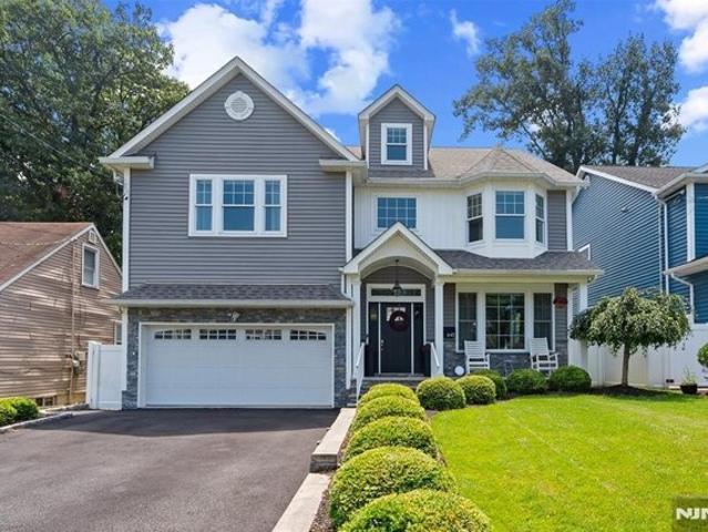 Passaic Ave, Kenilworth, Home For Sale