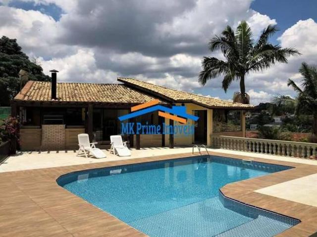Passargada E Espaçosa e confortável. Piscina, gourmet e campinho!