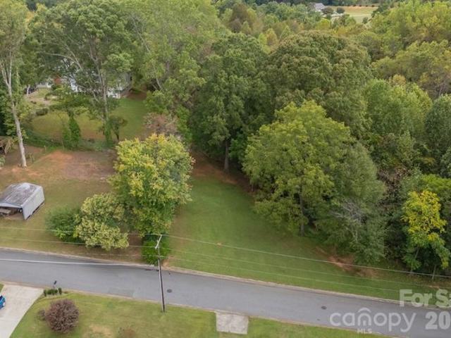 Patterson St, Troutman, NC 28166