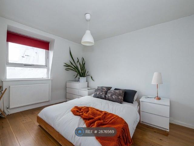 Pattison House, London SE1, 3 bed flat to rent, £2,650 pcm | PrimeLocation