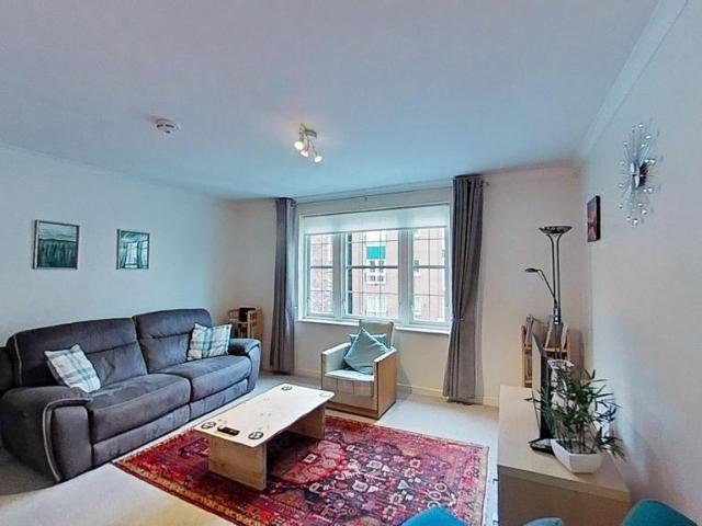 Pattison Street, Edinburgh, EH6 2 bed flat to rent £1,480 pcm £342 pw