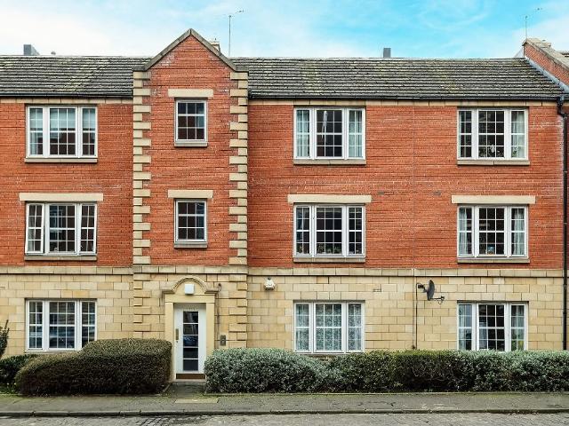 Pattison Street, Leith, Edinburgh EH6, 2 bed flat to rent, £1,150 pcm | PrimeLocation