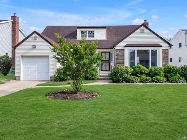 Patton Blvd, New Hyde Park, Home For Sale