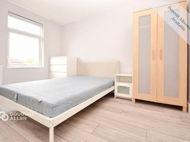 Pattocks, Basildon SS14, Room to rent, £650 pcm | PrimeLocation