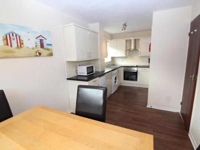 Patagonia Walk, Maritime Quarter, Swansea SA1, 2 bed flat to rent, £1,050 pcm | PrimeLocation