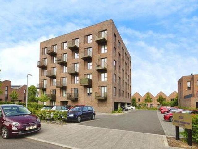 Patchway, Barnwell Crescent, Bristol, 2 Bedroom Flat