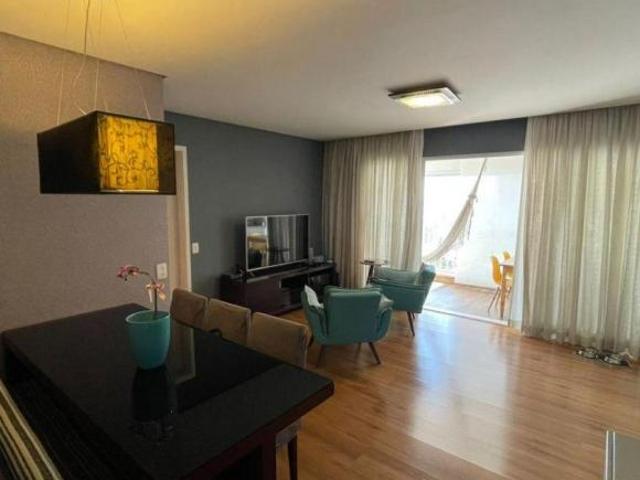 PATEO CATALUNYA 97M2 ANDAR ALTO /FACE NORTE