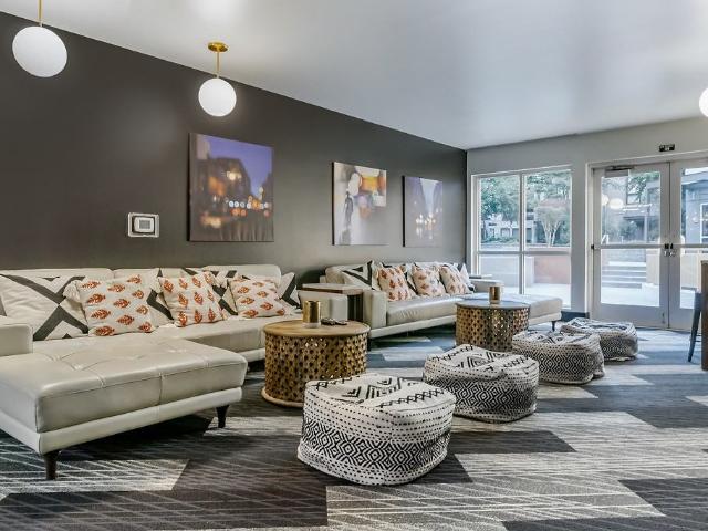 Patent 523 1 Bedroom Apartment for Rent at 523 Broadway E, Seattle, WA 98102 Broadway