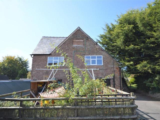 Pateshall, Kimbolton HR6, 2 bed flat to rent, £650 pcm | PrimeLocation
