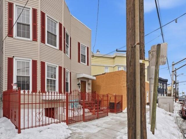 Paterson Plank Rd, North Bergen, Home For Sale