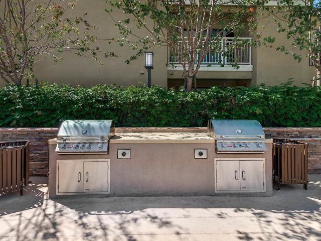 Pathways at Bixby Village 1 Bedroom Apartment for Rent at 5980 Bixby Village Dr, Long Beach, CA 90803 SEADIP