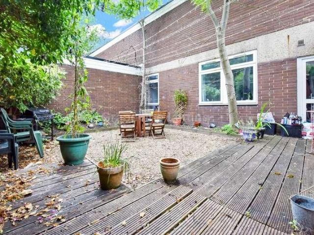 Patio Close, Clapham, SW4