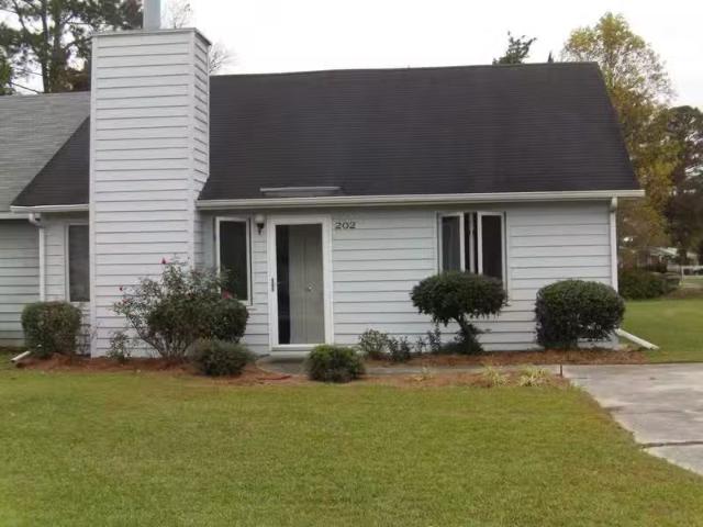 Patio Home Duplex 202 Heritage Park Dr #202