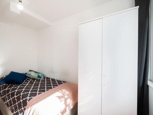 Patmore Estate, London SW8, Room to rent, £825 pcm | PrimeLocation