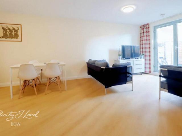 Paton Close, LONDON 1 bed flat to rent £1,750 pcm £404 pw