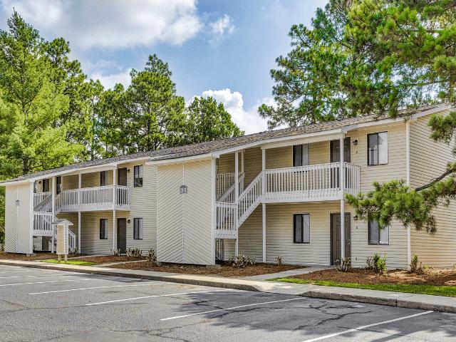 Patriot Point Apartment Homes 2 Bedroom Apartment for Rent at 204 Mckenzie Rd, Spring Lake, NC 28390 Pine Forest