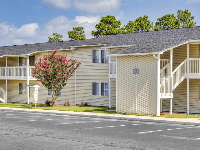 Patriot Point Apartment Homes 2 Bedroom Apartment for Rent at 204 Mckenzie Rd, Spring Lake, NC 28390 Pine Forest