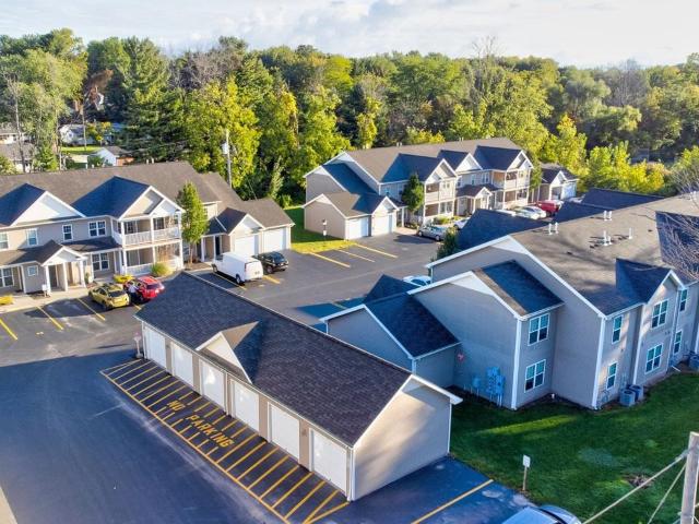 Patriots Landing 3 Bedroom Apartment for Rent at 3 Sweden Ln, Brockport, NY 14420