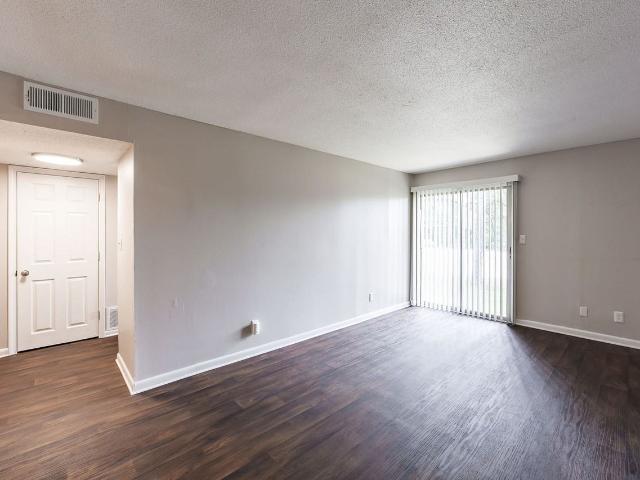 Patrician Terrace 2 Bedroom Apartment for Rent at 1585 Hollywood Dr, Jackson, TN 38305