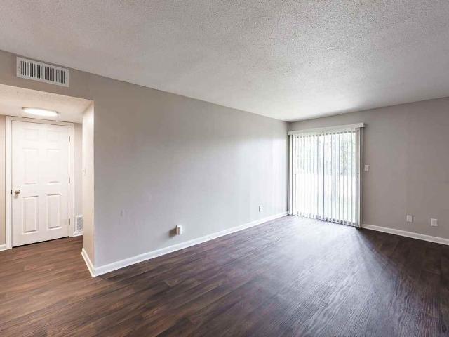 Patrician Terrace 2 Bedroom Apartment for Rent at 1585 Hollywood Dr, Jackson, TN 38305