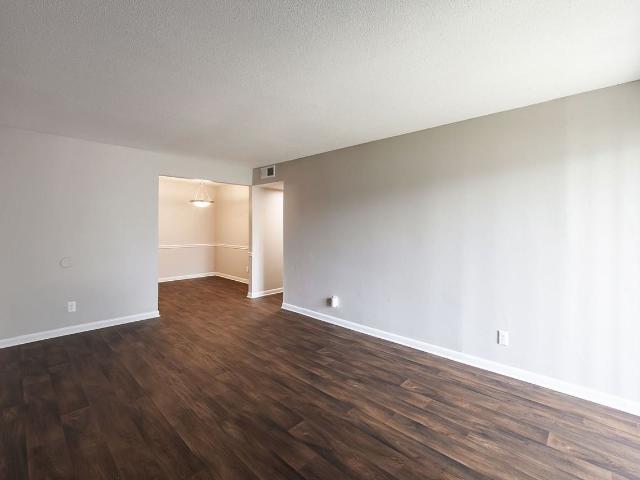 Patrician Terrace 2 Bedroom Apartment for Rent at 1585 Hollywood Dr, Jackson, TN 38305
