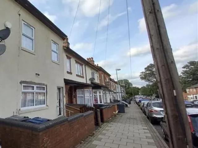 Paul Byrne Court, Birmingham, B20 3RT, United Kingdom | 3 bed townhouse for rent #136605469 | Rentberry