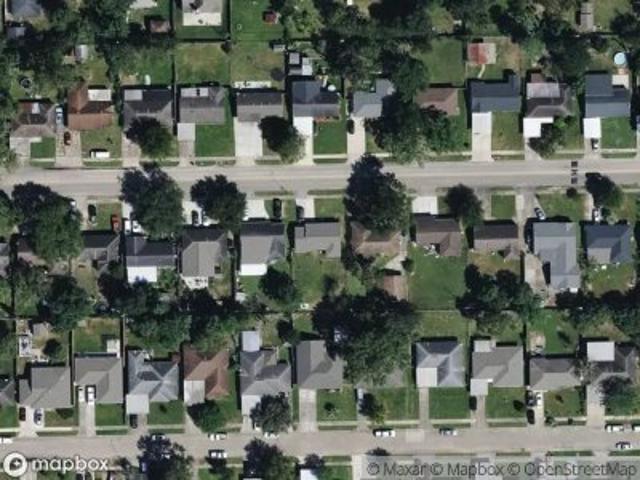 Pauline Ave