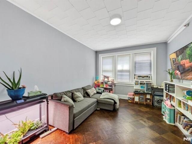 Paulison Ave, Passaic, Home For Sale