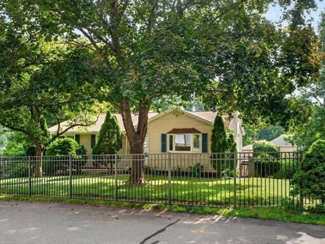 Paulson Dr, Burlington, Home For Sale