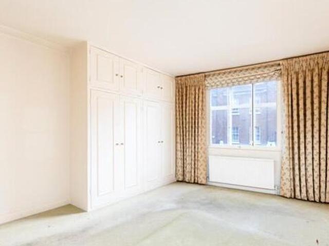 Paultons House, Paultons Square, 2 Bedroom Apartment