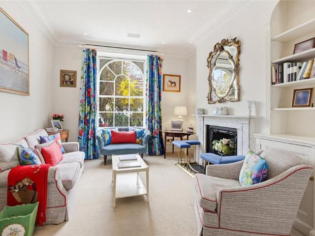 Paultons Square, London, SW3 5 bed terraced house to rent £11,999 pcm £2,769 pw