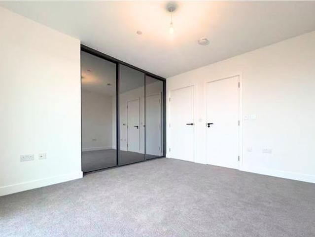 Pavana Square, London, 2 Bedroom Flat