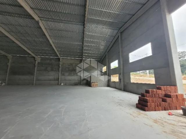 Pavilhão 1100M² para Alugar
