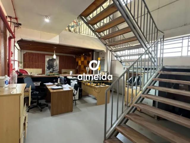 Pavilhão Comercial em Santa Maria
