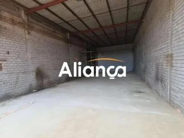Pavilhão Industrial para locação no bairro Vila Cachoeirinha em Cachoeirinha/ Rs