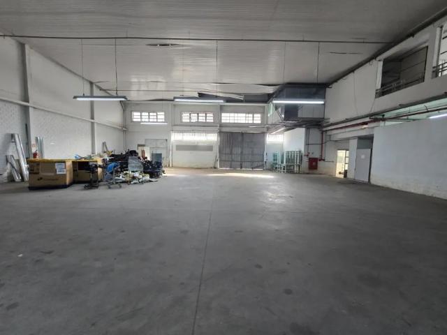Pavilhão para alugar, 2000 m² Navegantes Porto Alegre/RS
