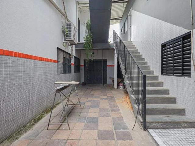 Pavilhao Comercial, Locação / Venda, 596 m², Bairro Partenon, Porto Alegre