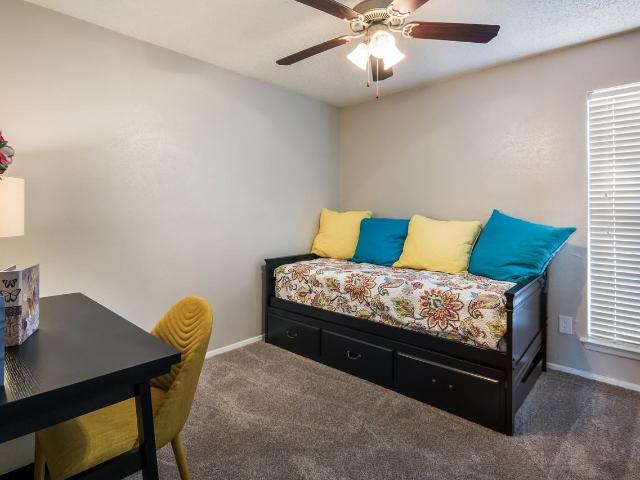 Pavilion 1 Bedroom Apartment for Rent at 3500 Willowood Cir, Arlington, TX 76015