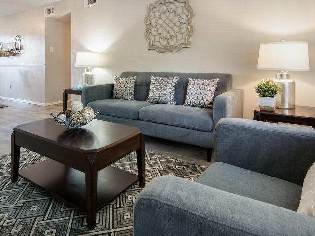 Pavilion 2 Bedroom Apartment for Rent at 3500 Willowood Cir, Arlington, TX 76015