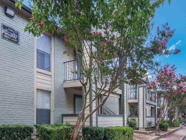 Pavilion 3 Bedroom Apartment for Rent at 3500 Willowood Cir, Arlington, TX 76015
